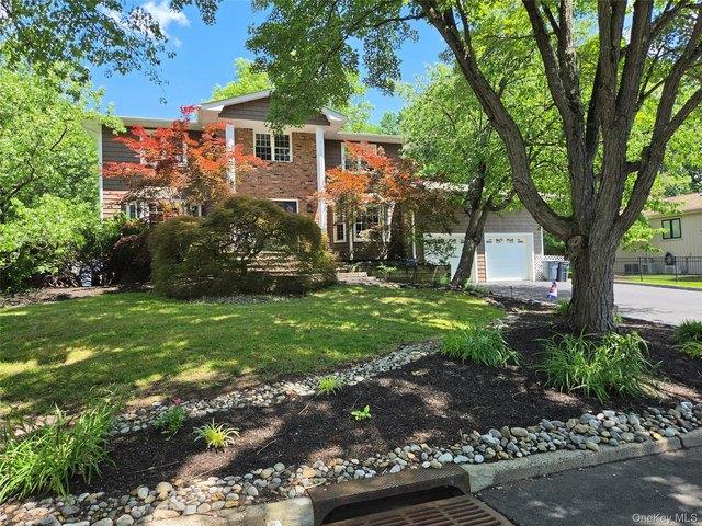7 S Cranford Rd, Bardonia, NY 10954