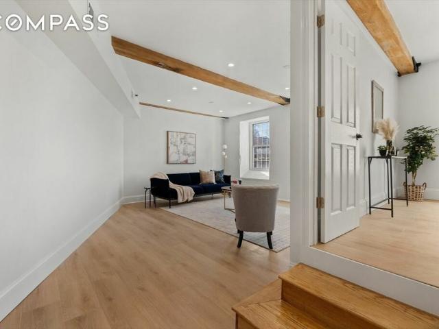 7 S Stone Mill Dr 522, Dedham, MA