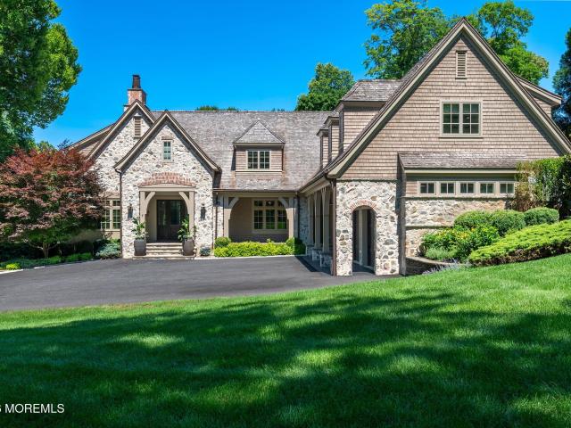 7 S Rohallion Drive