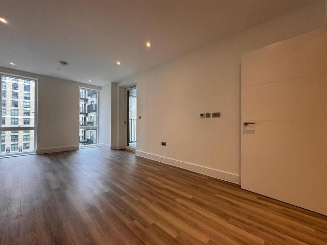 7 Sanday Drive, Colindale NW9 1 bed flat to rent £2,000 pcm £462 pw