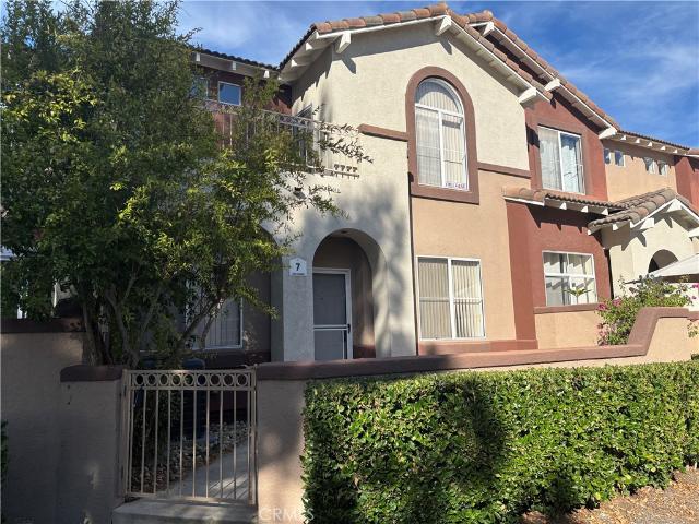 7 Santa Barbara Court