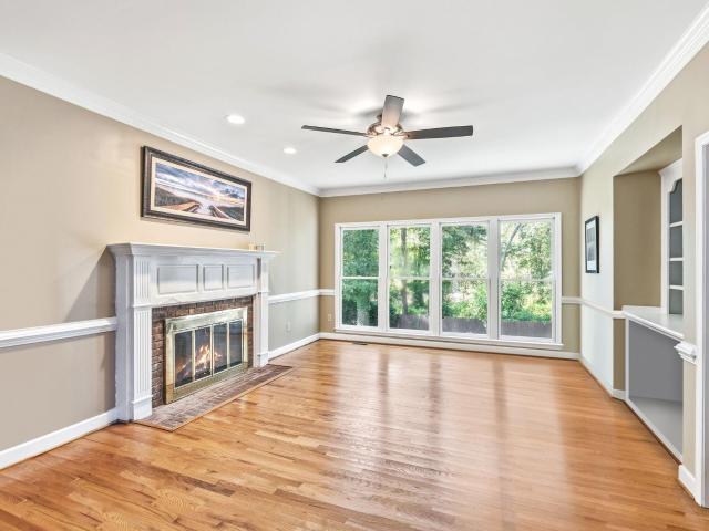 7 Shadetree Court