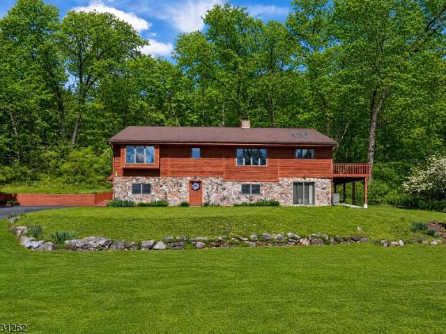 7 Sheba Dr