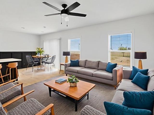 7 Sky Loop, Moriarty, NM 87035