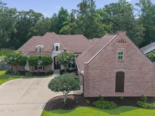 7 Southern Oaks Ln, Long Beach, MS 39560