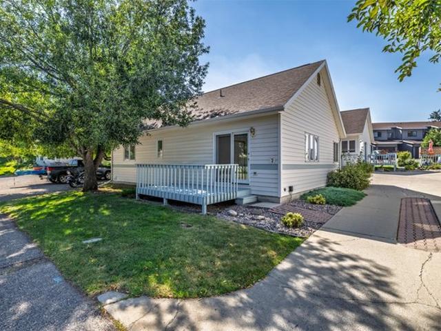 7 Spring Hollow Ct, Helena, MT 59601