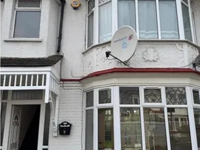 7 Tudor Road, London, E4 9AW, United Kingdom | 3 bed townhouse for rent #114908068 | Rentberry