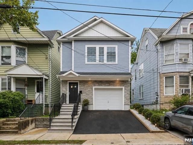 7 Terrace Pl, Belleville, NJ 07109