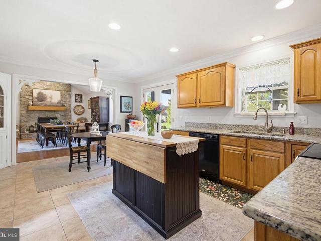 7 Thornhill Lane