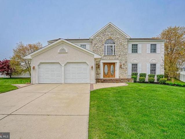7 Trafalger Ct, Sewell, NJ 08080