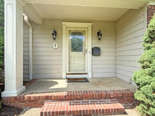 7 Vultee Dr