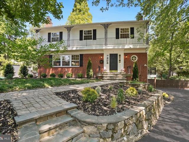 7 Victory Ct, Potomac, MD 20854