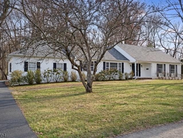 7 Village Rd, Florham Park, NJ 07932 | MLS #4018 | Compass