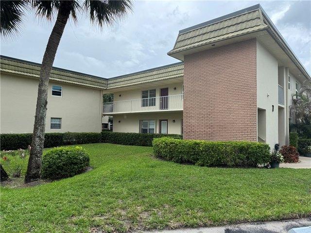 7 Vista Gardens Trl Apt 204, Vero Beach, FL 32962