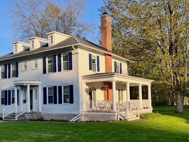 7 W Kendrick Avenue