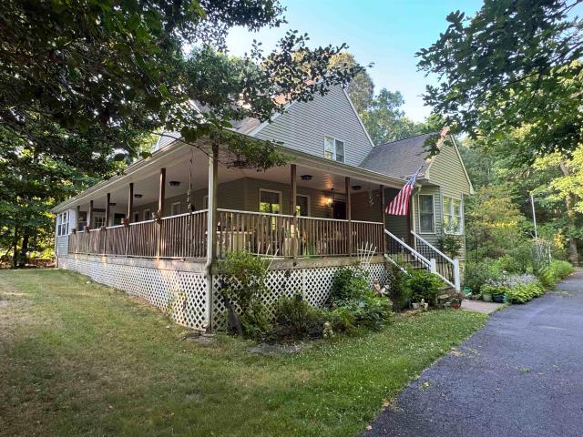 7 W Woodland Avenue