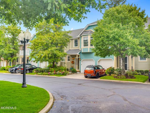 7 Waterford Way
