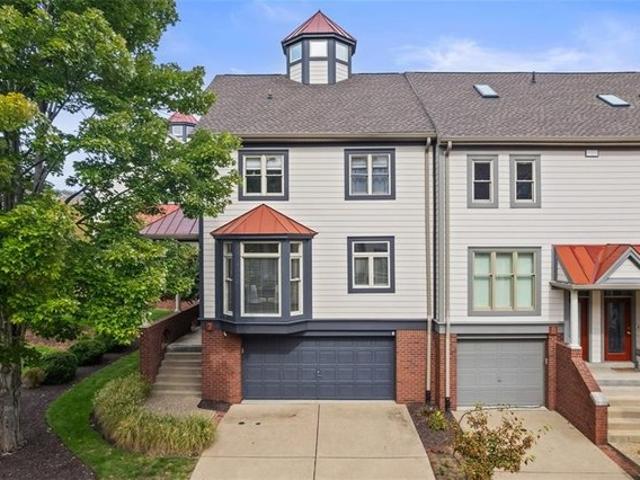 7 Waterside Pl, Pittsburgh, PA 15222