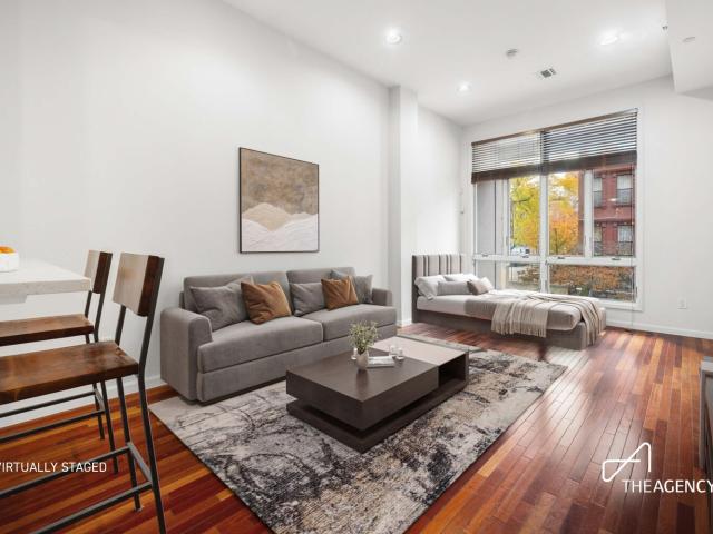 7 West 131st Street, Unit A2