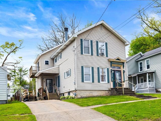 7 West Street