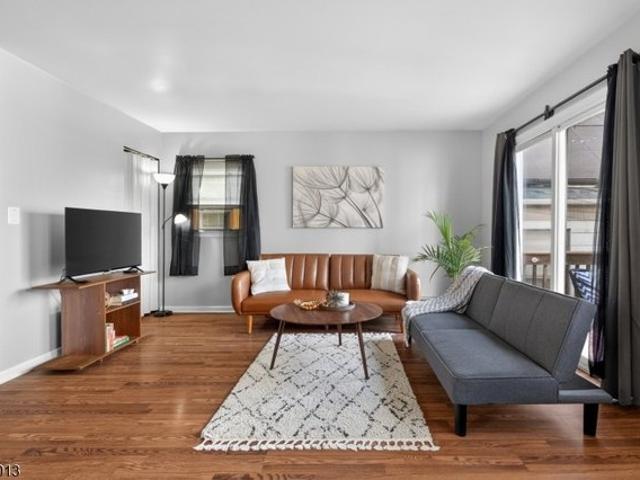 7 Westminster Pl, Garfield, NJ 07026
