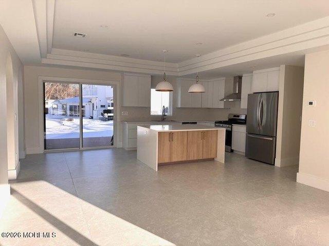 7 Whale Pond Rd, Oakhurst, NJ 07755