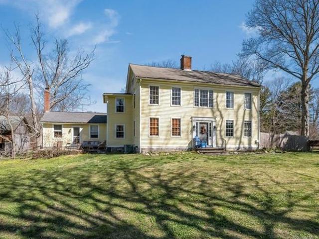 7 Wildwood Ave, Madison, CT 06443