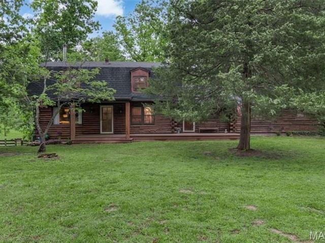 7 Wilderness Ln, Defiance, MO 63341