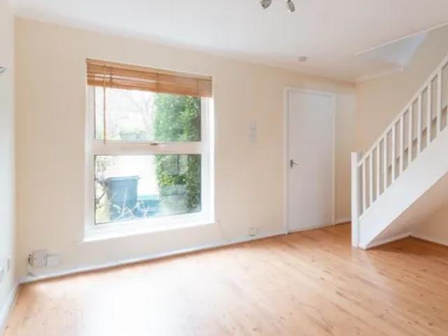 7 Willmore End, London, SW19 3BT, United Kingdom | 2 bed house for rent #133740070 | Rentberry