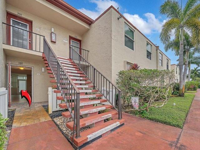 7 Willowbrook Ln Apt 101, Delray Beach, FL 33446