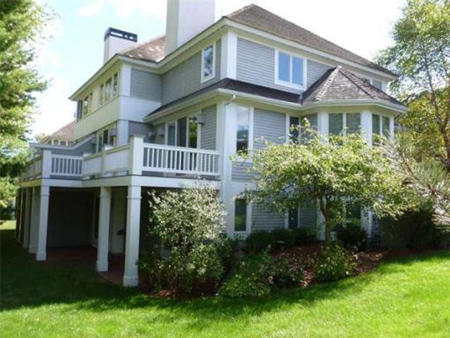 7 Wimbledon Ct, Ipswich, MA 01938