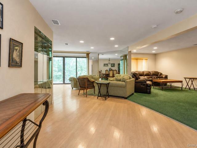 7 Wimbledon Drive