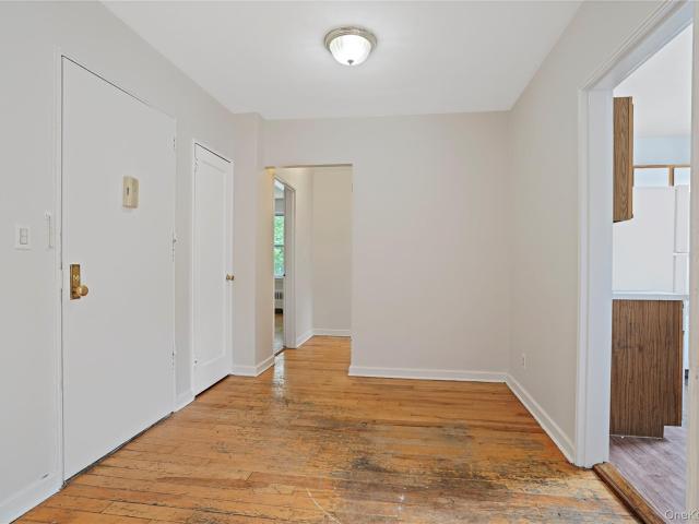 7 Winchester Avenue 2A