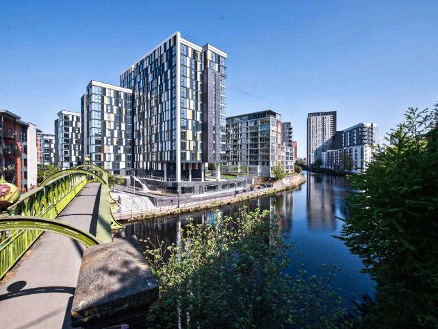 7, Woden Street, Salford M5, 2 bed flat to rent, £1,500 pcm | PrimeLocation