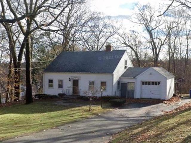 7 Woodacre Rd, Norwalk, CT 06850
