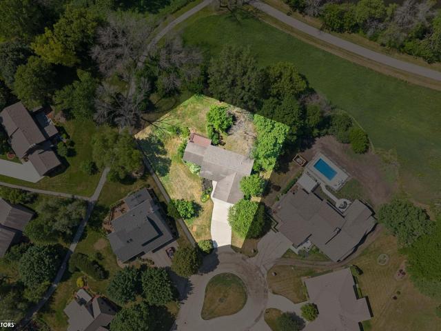 7 Woodbine Road