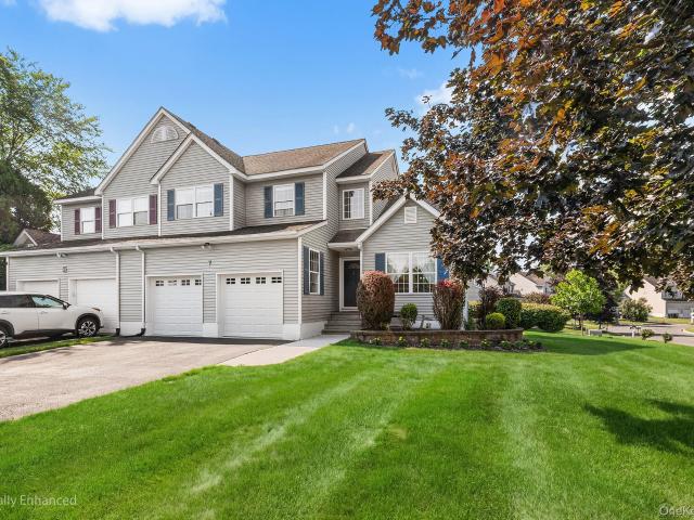 7 Woodfield Drive