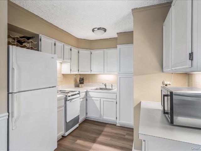 7 24 166th Street, Unit 8C