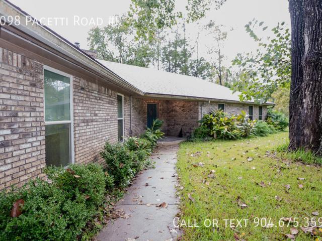 7.5 Acre Private Estate with Equestrian Facilities – Lease Home or Entire Property