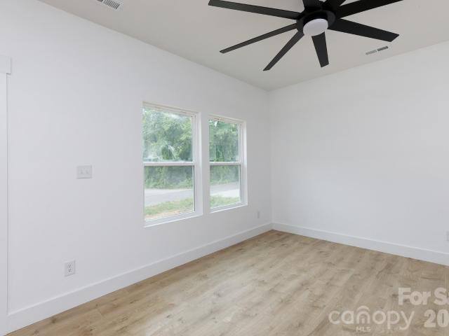7.5 Wilson Avenue