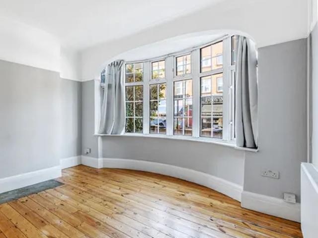 7 7a Temple Road, London, W5 4SL, United Kingdom | 3 bed townhouse for rent #115419427 | Rentberry