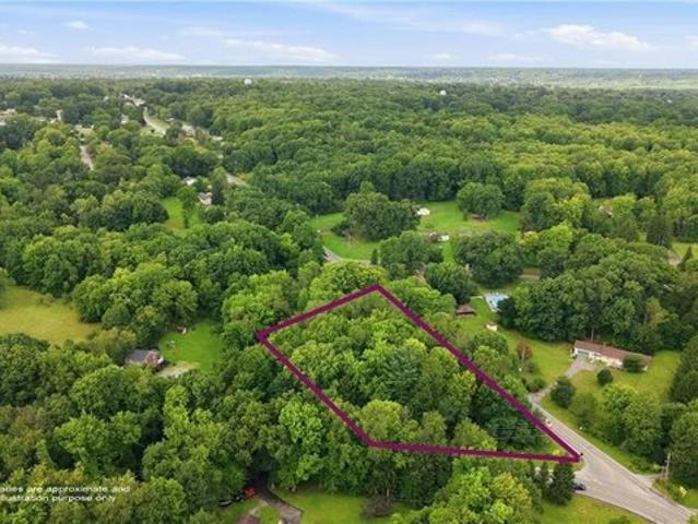 7 8 Clarksville Rd, Hermitage, PA 16148
