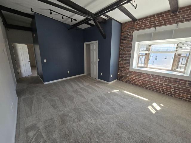 7 9 Rantoul Studio Apartment for Rent at 7 Rantoul St, Beverly, MA 01915