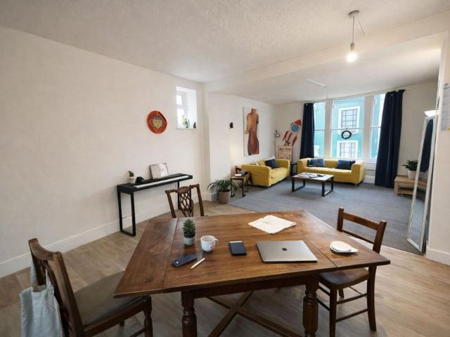 7 9 Worrall Road, Bristol, BS8