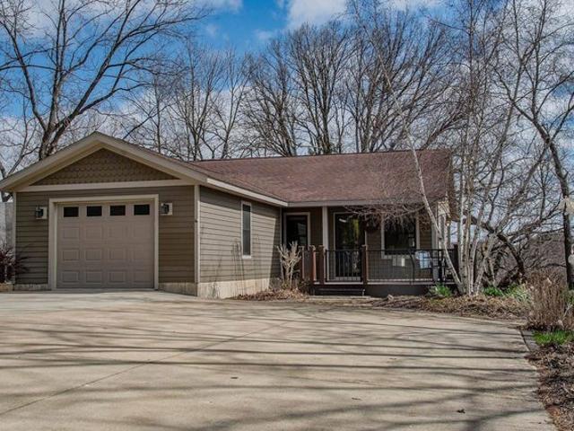 7A252 Tomahawk Ln, Apple River, IL 61001