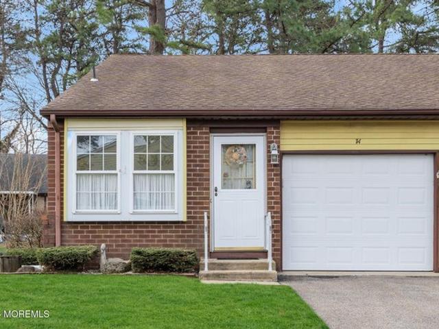 7A Greenwood Ln, Whiting, NJ 08759