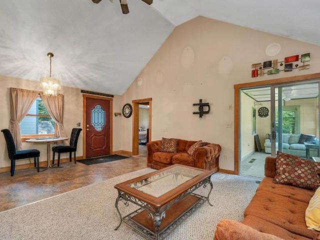 7B Roberts Cove Road # B