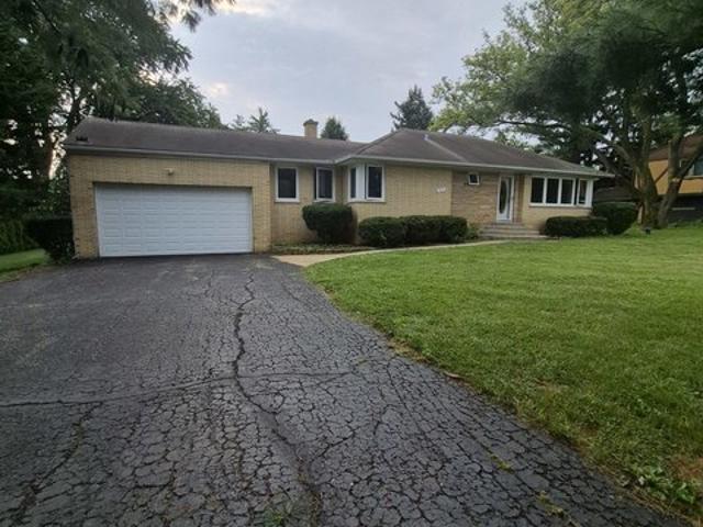 7N435 Linden Ave, Medinah, IL 60157