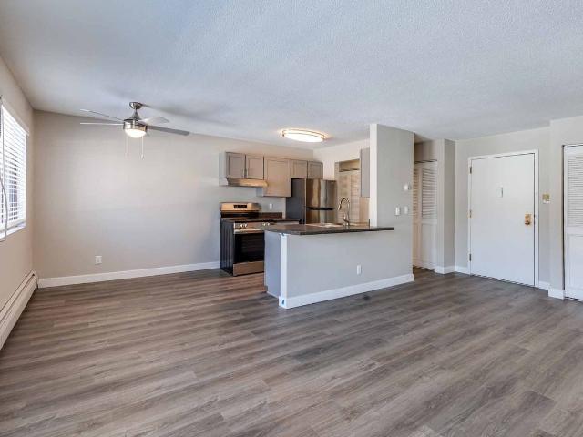 7th Avenue Apartments 1 Bedroom Apartment for Rent at 2050 and 2052 East 7th Avenue, Maplewood, MN 55109 Maplewood Oakdale