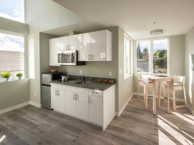 7th Avenue Place is now Leasing! Studio Apartment for Rent at 4229 7th Ave Ne, Seattle, WA 98105 University District
